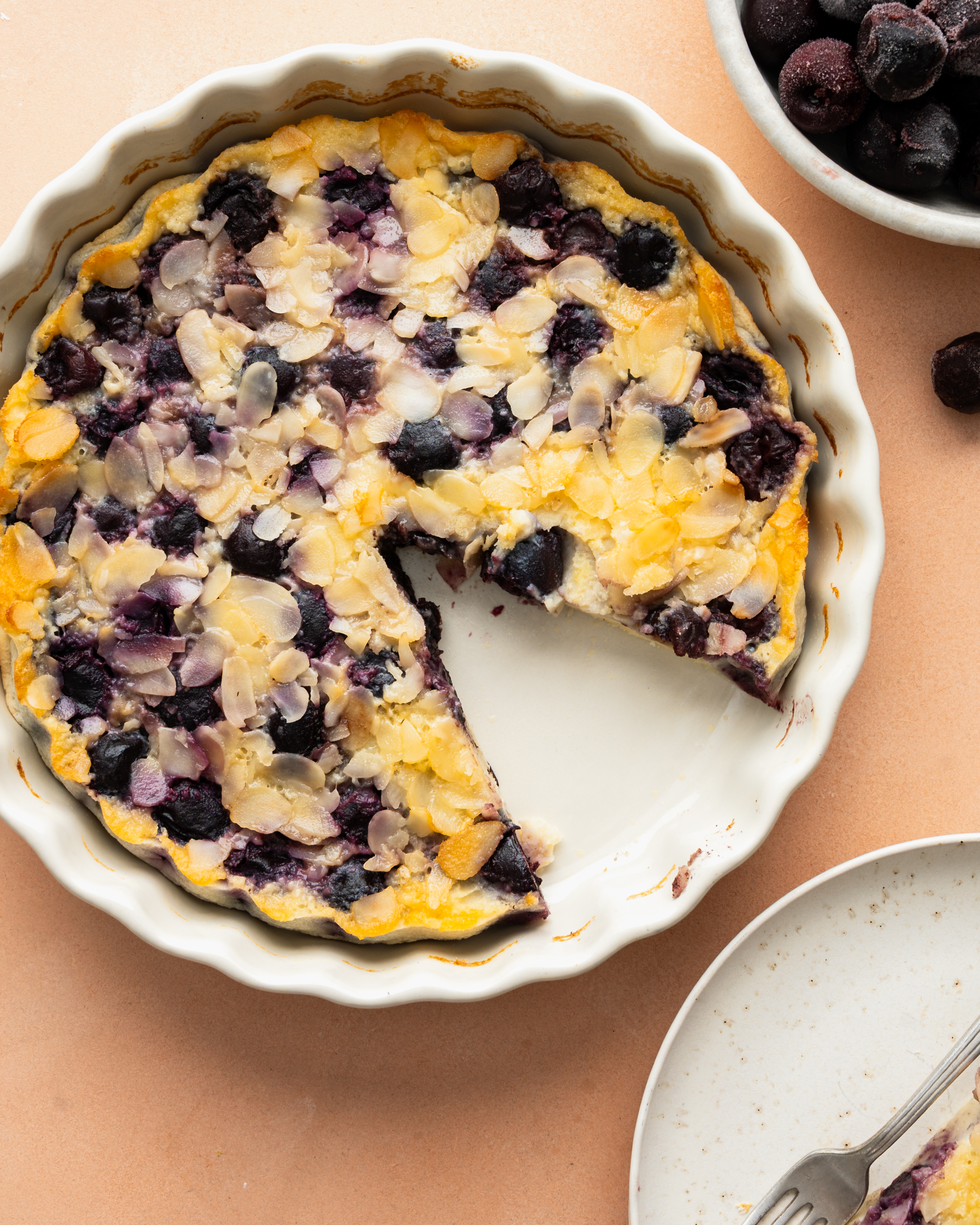 Probeer nu ons vegan clafoutis recept | Holland & Barrett
