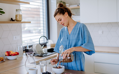 Wat eten tijdens de menstruatie: voeding per fase