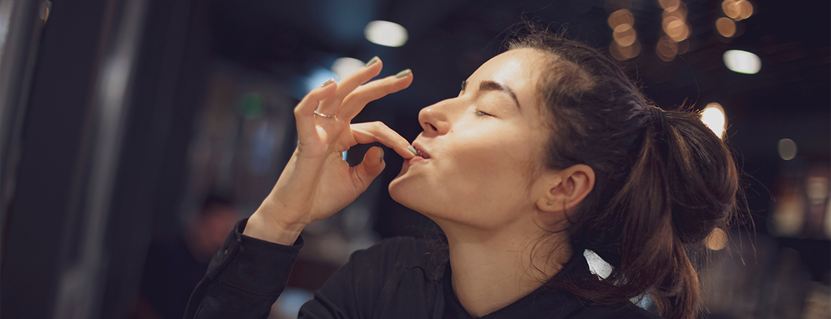 The Best Foods To Combat PMS Symptoms | H&B