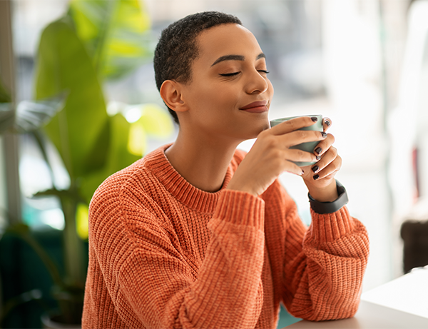 Facial Swelling Guide | Facial Puffiness | Holland & Barrett