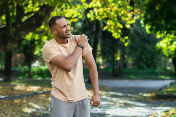 The Difference Between Aches & Pains: When To Worry | H&B