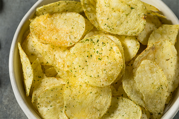 Everything You Need To Know About Protein Crisps | H&B