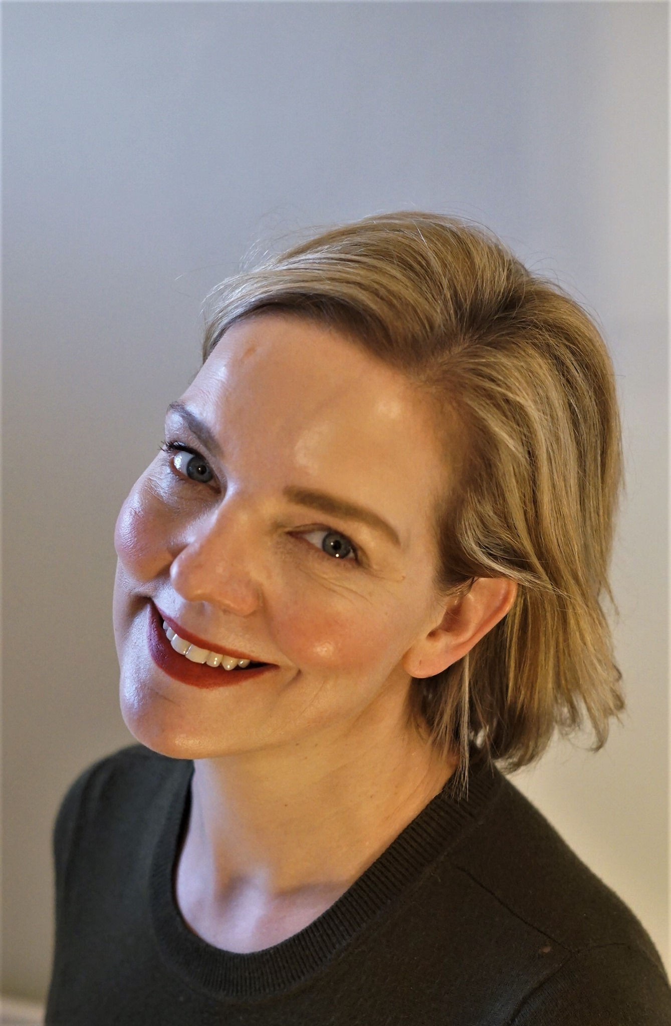 Dr Justine Hextall | Consultant Dermatologist | Author | H&B