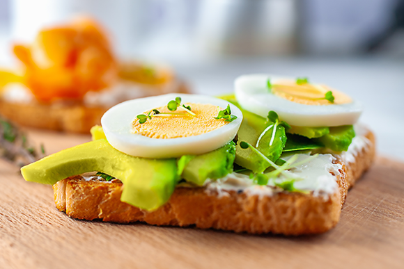 10 low calorie foods that keep you full | Holland & Barrett
