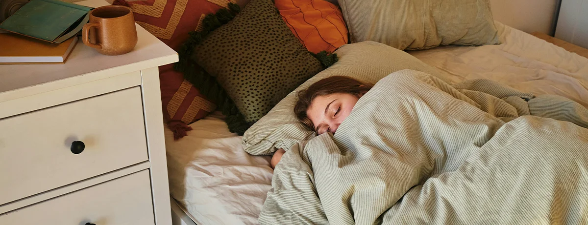 9 Foods To Help You Sleep | Nutrition | Holland & Barrett