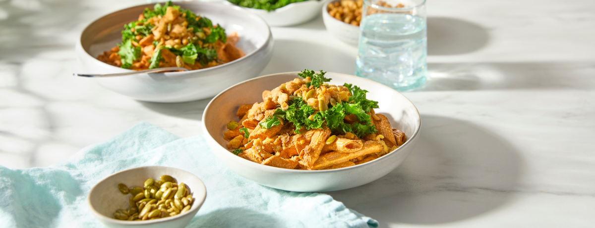 Chickpea penne & crumbled tempeh | High-protein pasta | H&B