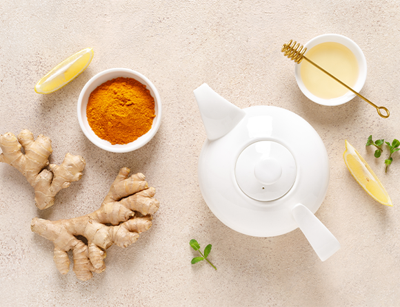 The Benefits of Turmeric Tea | Drinking Turmeric Tea | H&B