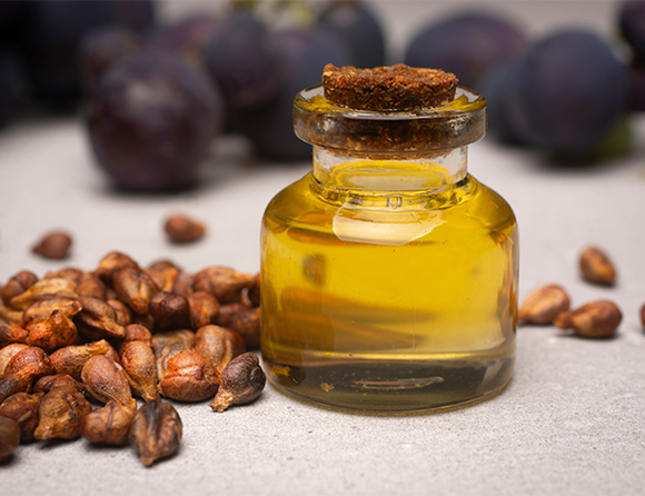 Benefits Of Grapeseed Oil & How To Use It | Holland & Barrett