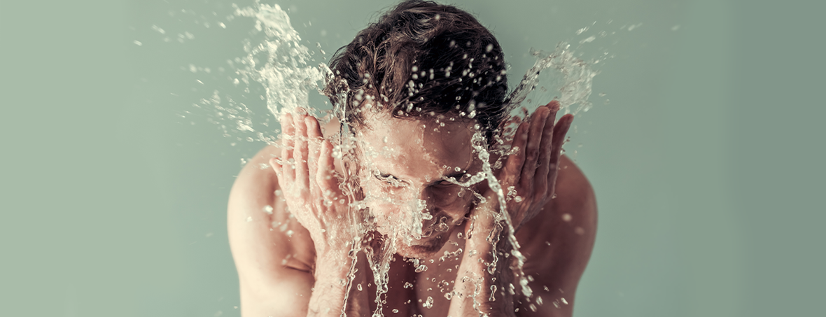 Facial Swelling Guide | Facial Puffiness | Holland & Barrett